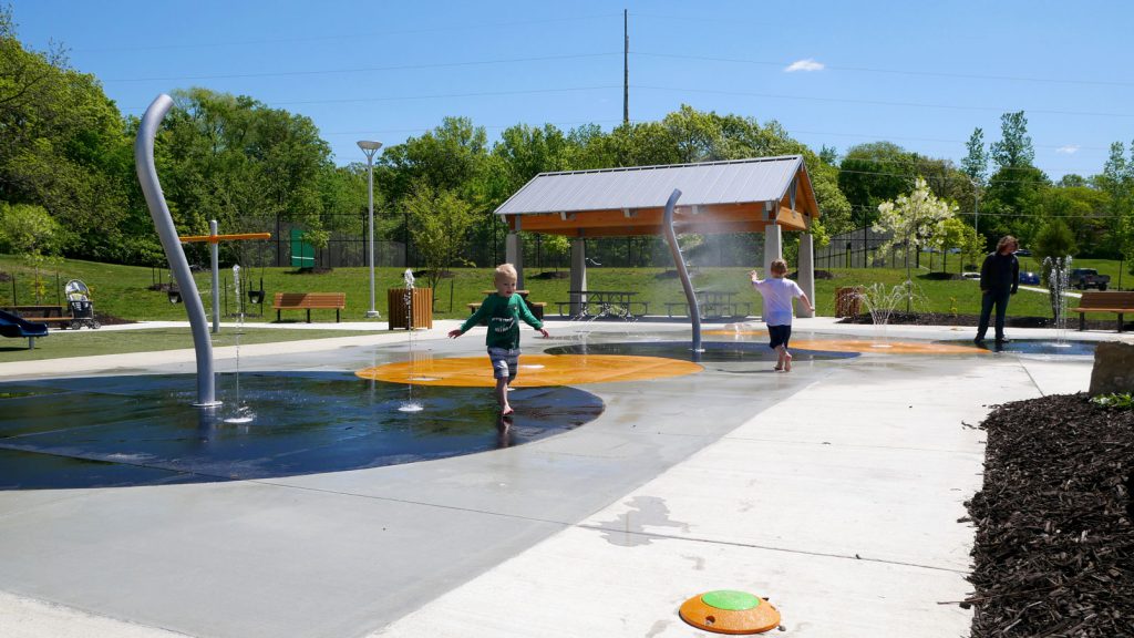 Roe Park - City of Overland Park, Kansas